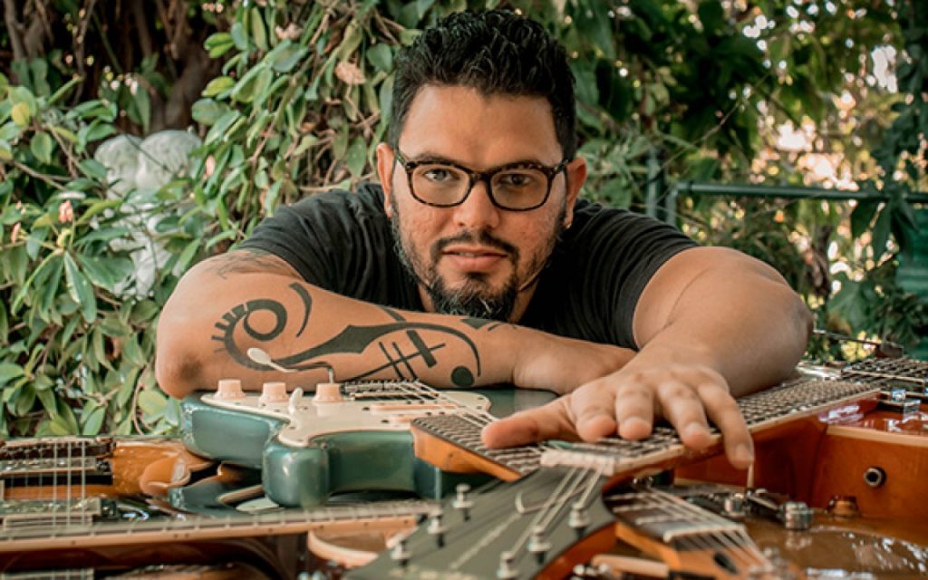Mucho más que palabras”, disco de Dayron Ortiz – TUNTURUNTU